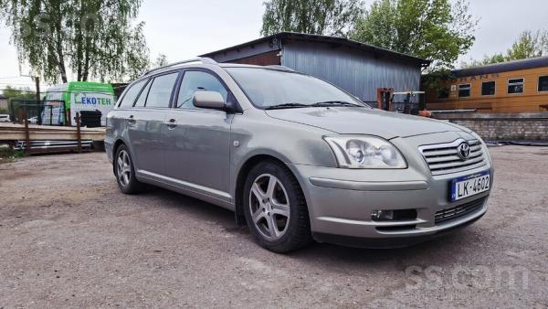 Pelēks Toyota Avensis 2005 Rīga, ar dzinēja tilpumu 2.00 L un nobraukumu 315 tūkst. km par 2100 €, foto 3 vietnē AUTOMOTO.COM.LV