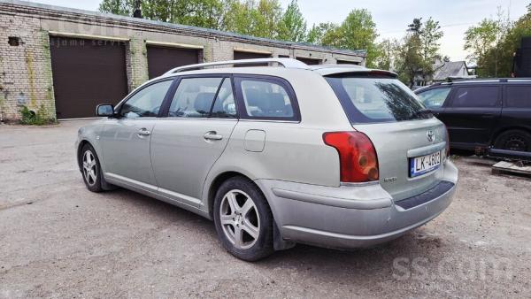 Pelēks Toyota Avensis 2005 Rīga, ar dzinēja tilpumu 2.00 L un nobraukumu 315 tūkst. km par 2100 €, foto 6 vietnē AUTOMOTO.COM.LV