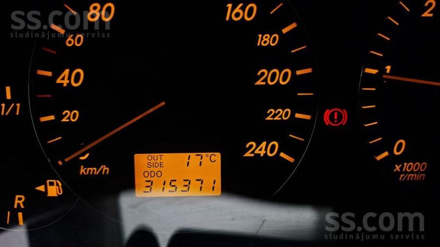 Серый Тойота Авенсис 2005 в Рига, объемом двигателя 2.00 л и пробегом 315 тыс. км за 2100 €, фото 14 на AUTOMOTO.COM.LV