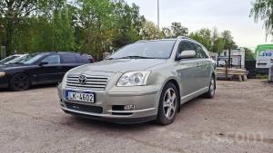 Pelēks Toyota Avensis 2005 Rīga, ar dzinēja tilpumu 2.00 L un nobraukumu 315 tūkst. km par 2100 €, foto  vietnē AUTOMOTO.COM.LV