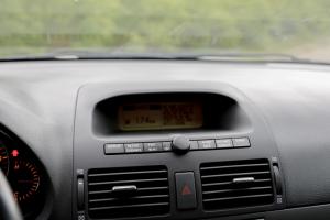 Pelēks Toyota Avensis 2005 Rīga, ar dzinēja tilpumu 2.00 L un nobraukumu 389 tūkst. km par 1800 €, foto 19 vietnē AUTOMOTO.COM.LV