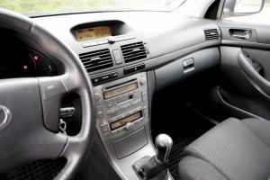 Pelēks Toyota Avensis 2005 Rīga, ar dzinēja tilpumu 2.00 L un nobraukumu 389 tūkst. km par 1800 €, foto 21 vietnē AUTOMOTO.COM.LV