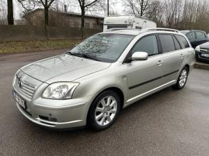 Pelēks Toyota Avensis 2005 Limbaži, ar dzinēja tilpumu 2.20 L un nobraukumu 341 tūkst. km par 1550 €, foto  vietnē AUTOMOTO.COM.LV