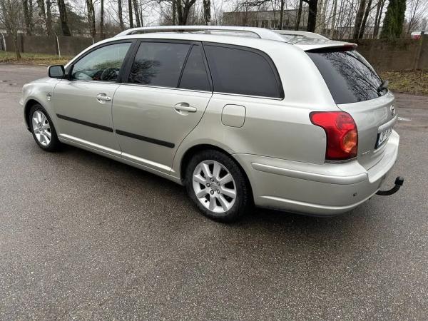 Pelēks Toyota Avensis 2005 Limbaži, ar dzinēja tilpumu 2.20 L un nobraukumu 341 tūkst. km par 1550 €, foto 6 vietnē AUTOMOTO.COM.LV