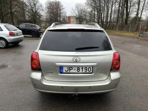 Серый Тойота Авенсис 2005 в Лимбажи, объемом двигателя 2.20 л и пробегом 341 тыс. км за 1550 €, фото 6 на AUTOMOTO.COM.LV