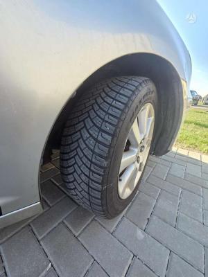 Серый Тойота Авенсис 2005 в Клайпеда, объемом двигателя 2.00 л и пробегом 318 тыс. км за 1550 €, фото 12 на AUTOMOTO.COM.LV