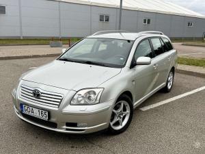 Серый Тойота Авенсис 2005 в Вильнюс, объемом двигателя 2.00 л и пробегом 351 тыс. км за 1850 €, фото  на AUTOMOTO.COM.LV