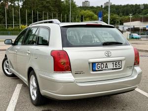 Pelēks Toyota Avensis 2005 Viļņa, ar dzinēja tilpumu 2.00 L un nobraukumu 351 tūkst. km par 1850 €, foto 8 vietnē AUTOMOTO.COM.LV