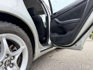 Pelēks Toyota Avensis 2005 Viļņa, ar dzinēja tilpumu 2.00 L un nobraukumu 351 tūkst. km par 1850 €, foto 11 vietnē AUTOMOTO.COM.LV
