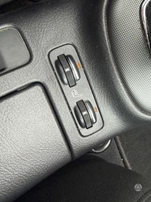 Pelēks Toyota Avensis 2005 Viļņa, ar dzinēja tilpumu 2.00 L un nobraukumu 351 tūkst. km par 1850 €, foto 22 vietnē AUTOMOTO.COM.LV