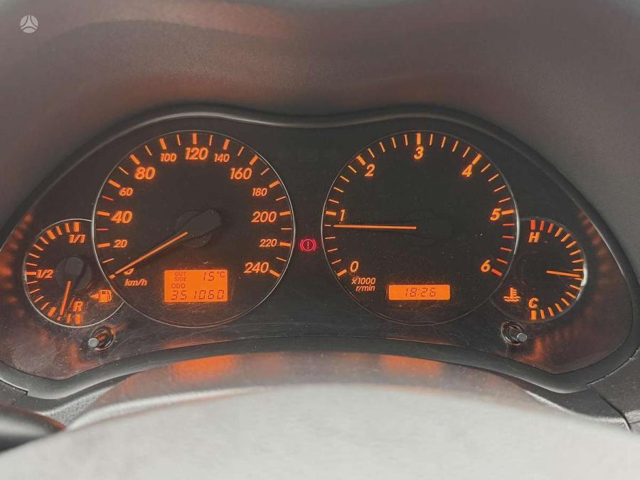Pelēks Toyota Avensis 2005 Viļņa, ar dzinēja tilpumu 2.00 L un nobraukumu 351 tūkst. km par 1850 €, foto 23 vietnē AUTOMOTO.COM.LV