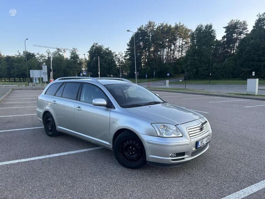 Серый Тойота Авенсис 2005 в Вильнюс, объемом двигателя 2.00 л и пробегом 295 тыс. км за 1150 €, фото 1 на AUTOMOTO.COM.LV