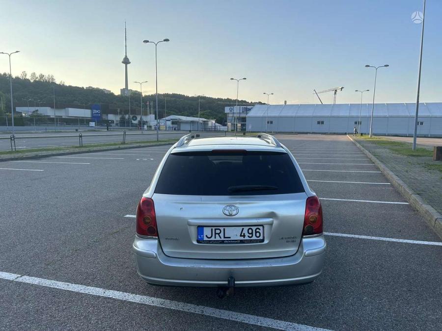 Серый Тойота Авенсис 2005 в Вильнюс, объемом двигателя 2.00 л и пробегом 295 тыс. км за 1150 €, фото 7 на AUTOMOTO.COM.LV