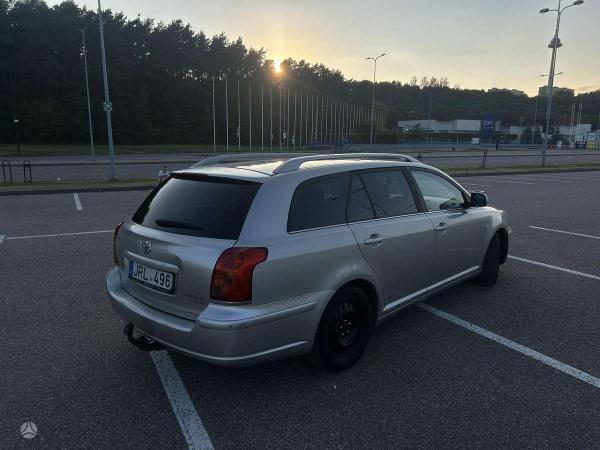 Grey Toyota Avensis 2005 in Vilnius, with an engine capacity of 2.00 L and mileage of 295 thousand km for 1150 €, photo 7 on AUTOMOTO.COM.LV