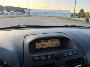 Серый Тойота Авенсис 2005 в Вильнюс, объемом двигателя 2.00 л и пробегом 295 тыс. км за 1150 €, фото 14 на AUTOMOTO.COM.LV