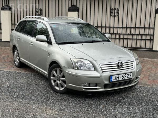 Pelēks Toyota Avensis 2005 Rīga, ar dzinēja tilpumu 2.00 L un nobraukumu 242 tūkst. km par 1600 €, foto 1 vietnē AUTOMOTO.COM.LV