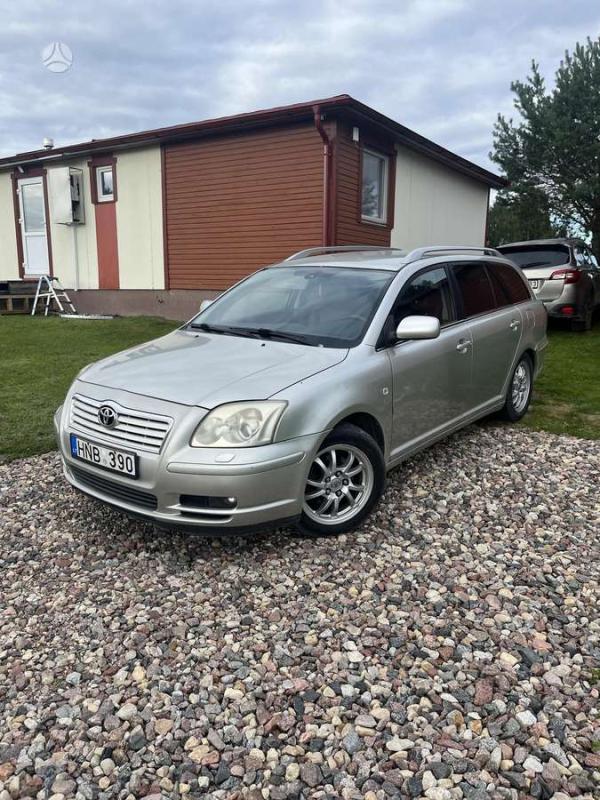 Pelēks Toyota Avensis 2005 Viļņa, ar dzinēja tilpumu 2.23 L un nobraukumu 433 tūkst. km par 1350 €, foto 6 vietnē AUTOMOTO.COM.LV