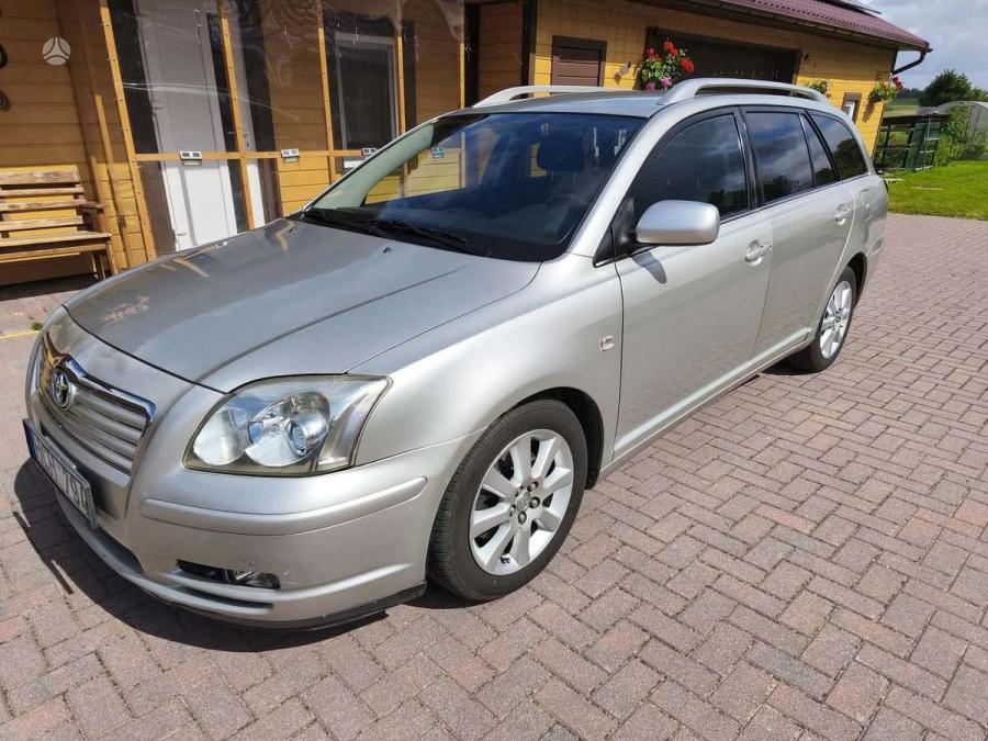 Серый Тойота Авенсис 2005 в Тельшяй, объемом двигателя 2.00 л и пробегом 234 тыс. км за 2000 €, фото 4 на AUTOMOTO.COM.LV