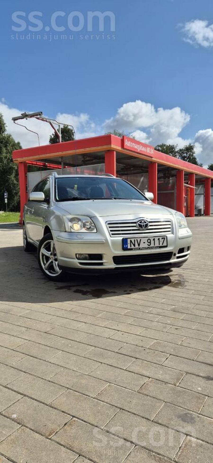 Grey Toyota Avensis 2005 in Jekabpils, with an engine capacity of 2.00 L and mileage of 486 thousand km for 1350 €, photo 1 on AUTOMOTO.COM.LV