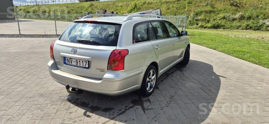 Grey Toyota Avensis 2005 in Jekabpils, with an engine capacity of 2.00 L and mileage of 486 thousand km for 1350 €, photo 5 on AUTOMOTO.COM.LV