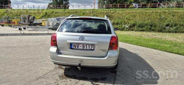 Grey Toyota Avensis 2005 in Jekabpils, with an engine capacity of 2.00 L and mileage of 486 thousand km for 1350 €, photo 5 on AUTOMOTO.COM.LV