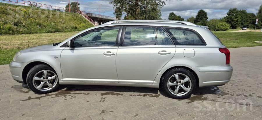 Grey Toyota Avensis 2005 in Jekabpils, with an engine capacity of 2.00 L and mileage of 486 thousand km for 1350 €, photo 8 on AUTOMOTO.COM.LV
