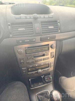 Pelēks Toyota Avensis 2005 Rīga, ar dzinēja tilpumu 2.00 L un nobraukumu 293 tūkst. km par 1200 €, foto 10 vietnē AUTOMOTO.COM.LV