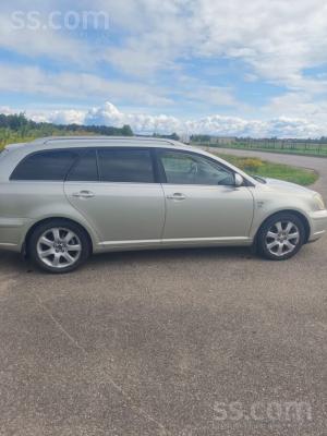 Pelēks Toyota Avensis 2005 Rīga, ar dzinēja tilpumu 2.00 L un nobraukumu 293 tūkst. km par 1200 €, foto 12 vietnē AUTOMOTO.COM.LV