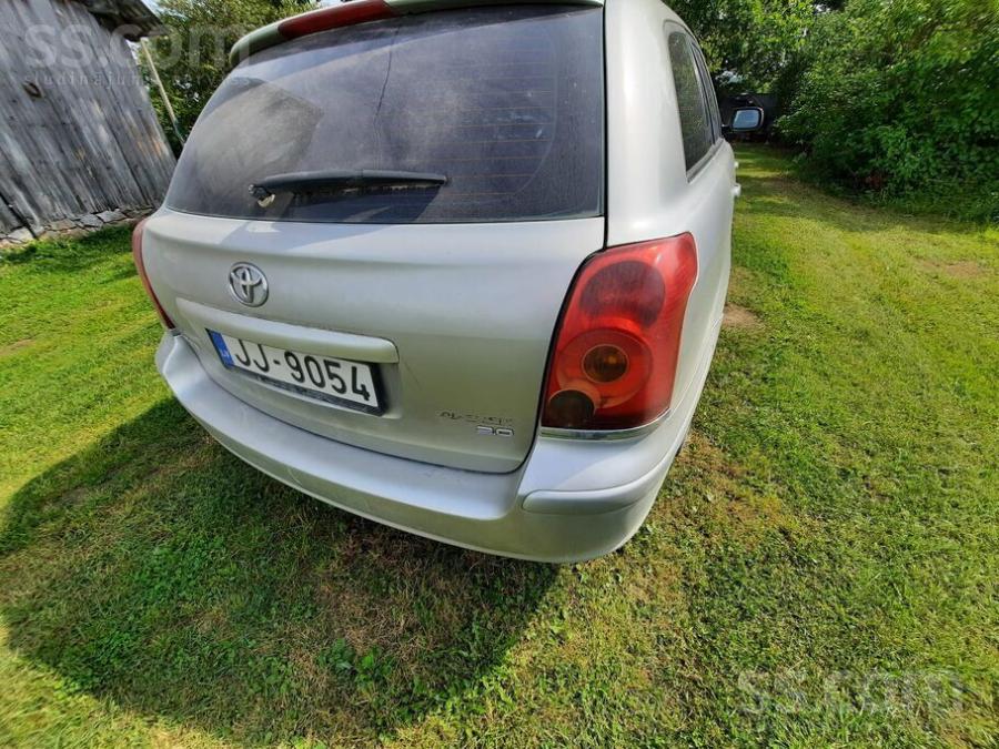 Серый Тойота Авенсис 2005 в Цесис, объемом двигателя 2.00 л и пробегом 500 тыс. км за 490 €, фото 6 на AUTOMOTO.COM.LV