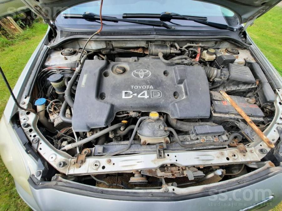 Серый Тойота Авенсис 2005 в Цесис, объемом двигателя 2.00 л и пробегом 500 тыс. км за 490 €, фото 7 на AUTOMOTO.COM.LV
