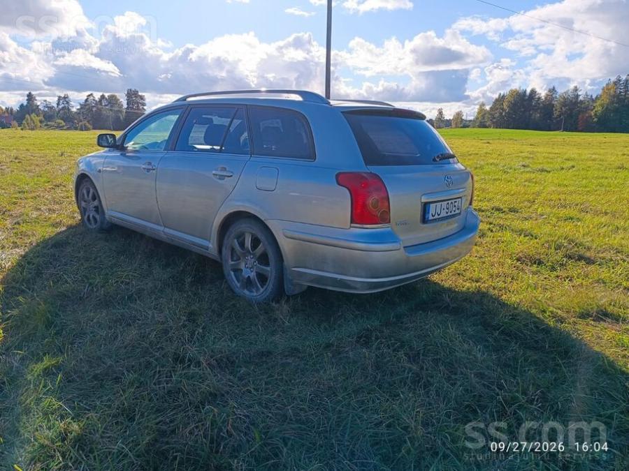 Серый Тойота Авенсис 2005 в Цесис, объемом двигателя 2.00 л и пробегом 500 тыс. км за 450 €, фото 6 на AUTOMOTO.COM.LV