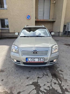 Grey Toyota Avensis 2005 in Mazeikiai, with an engine capacity of 2.00 L and mileage of 350 thousand km for 2800 €, photo  on AUTOMOTO.COM.LV