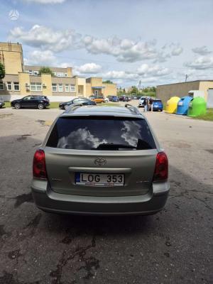 Grey Toyota Avensis 2005 in Mazeikiai, with an engine capacity of 2.00 L and mileage of 350 thousand km for 2800 €, photo 6 on AUTOMOTO.COM.LV
