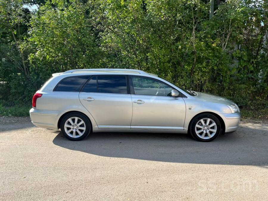 Pelēks Toyota Avensis 2005 Rīga, ar dzinēja tilpumu 2.00 L un nobraukumu 0 tūkst. km par 2199 €, foto 7 vietnē AUTOMOTO.COM.LV