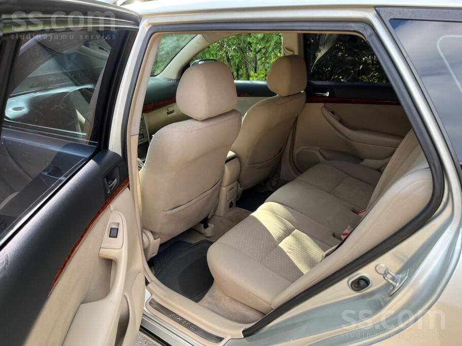 Grey Toyota Avensis 2005 in Riga, with an engine capacity of 2.00 L and mileage of 0 thousand km for 1999 €, photo 23 on AUTOMOTO.COM.LV