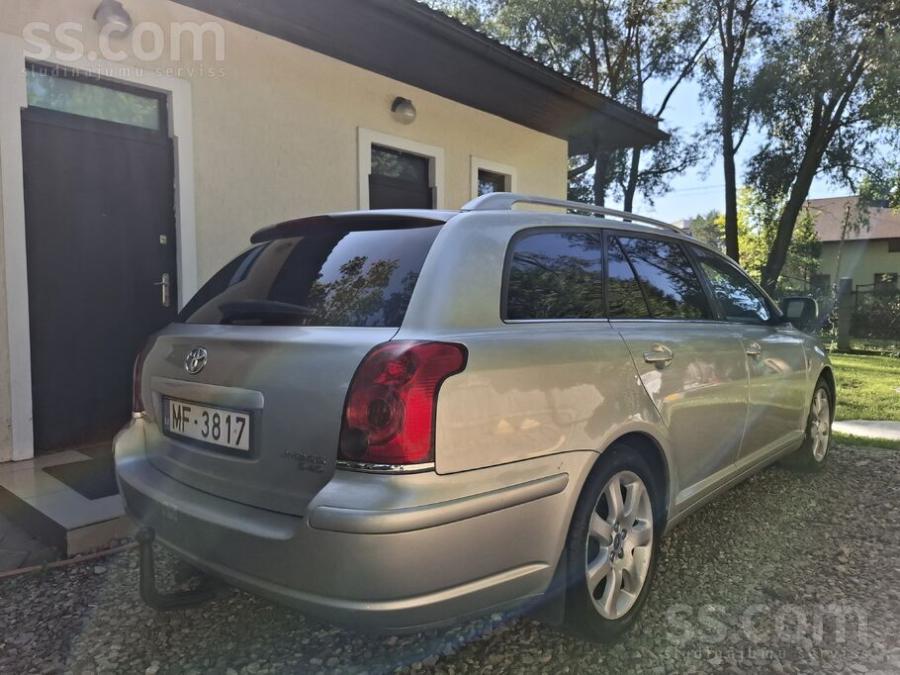 Серый Тойота Авенсис 2005 в Рига, объемом двигателя 2.00 л и пробегом 292 тыс. км за 1470 €, фото 5 на AUTOMOTO.COM.LV