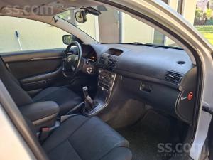 Серый Тойота Авенсис 2005 в Рига, объемом двигателя 2.00 л и пробегом 292 тыс. км за 1470 €, фото 6 на AUTOMOTO.COM.LV
