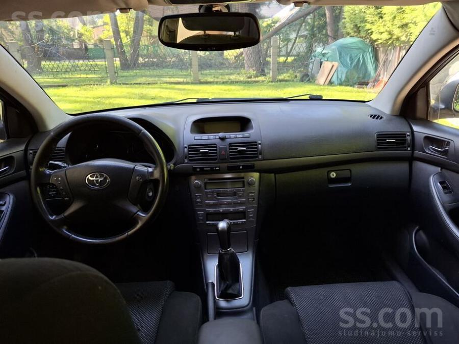 Серый Тойота Авенсис 2005 в Рига, объемом двигателя 2.00 л и пробегом 292 тыс. км за 1470 €, фото 8 на AUTOMOTO.COM.LV