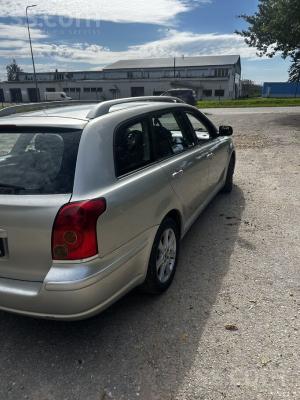Pelēks Toyota Avensis 2005 Rēzekne, ar dzinēja tilpumu 2.00 L un nobraukumu 297 tūkst. km par 2200 €, foto 5 vietnē AUTOMOTO.COM.LV
