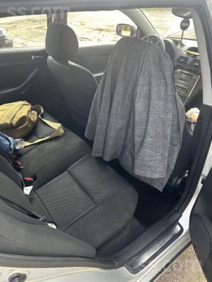 Pelēks Toyota Avensis 2005 Rēzekne, ar dzinēja tilpumu 2.00 L un nobraukumu 297 tūkst. km par 2200 €, foto 10 vietnē AUTOMOTO.COM.LV