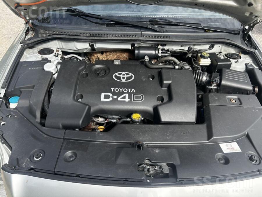 Pelēks Toyota Avensis 2005 Rēzekne, ar dzinēja tilpumu 2.00 L un nobraukumu 297 tūkst. km par 2200 €, foto 12 vietnē AUTOMOTO.COM.LV