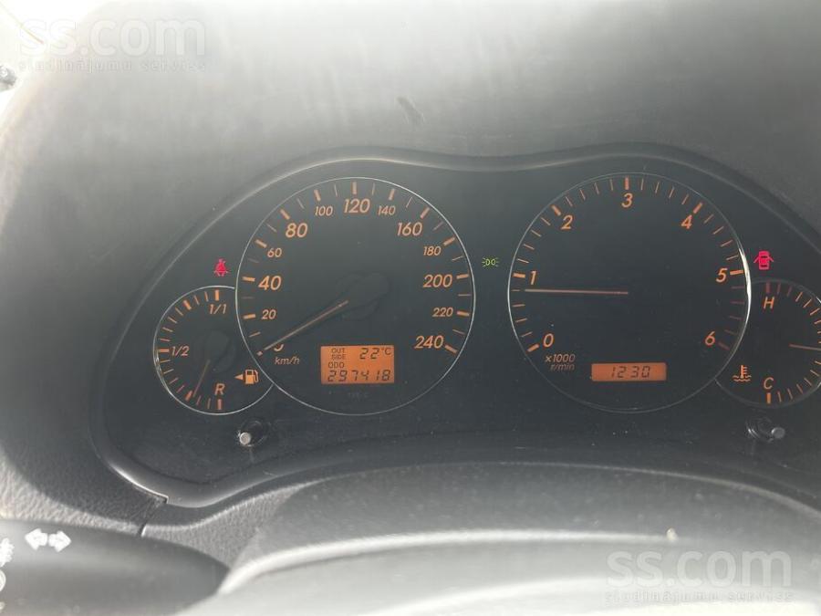 Pelēks Toyota Avensis 2005 Rēzekne, ar dzinēja tilpumu 2.00 L un nobraukumu 297 tūkst. km par 2200 €, foto 15 vietnē AUTOMOTO.COM.LV