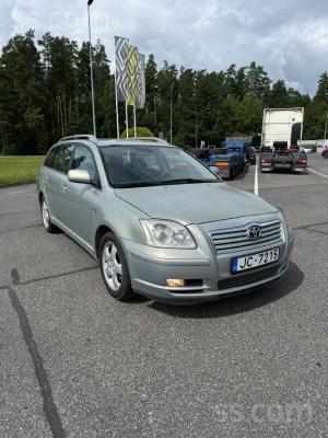 Pelēks Toyota Avensis 2005 Jelgava, ar dzinēja tilpumu 2.00 L un nobraukumu 325 tūkst. km par 1900 €, foto  vietnē AUTOMOTO.COM.LV