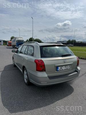 Серый Тойота Авенсис 2005 в Елгава, объемом двигателя 2.00 л и пробегом 325 тыс. км за 1900 €, фото 5 на AUTOMOTO.COM.LV