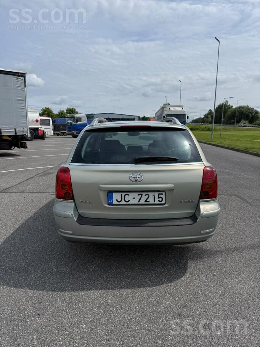 Серый Тойота Авенсис 2005 в Елгава, объемом двигателя 2.00 л и пробегом 325 тыс. км за 1900 €, фото 6 на AUTOMOTO.COM.LV