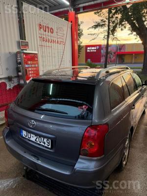 Серый Тойота Авенсис 2005 в Рига, объемом двигателя 2.00 л и пробегом 215 тыс. км за 2500 €, фото 3 на AUTOMOTO.COM.LV