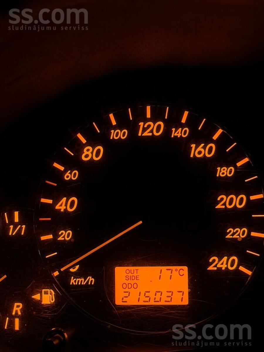 Серый Тойота Авенсис 2005 в Рига, объемом двигателя 2.00 л и пробегом 215 тыс. км за 2500 €, фото 8 на AUTOMOTO.COM.LV