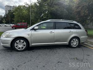Grey Toyota Avensis 2005 in Riga, with an engine capacity of 2.00 L and mileage of 353 thousand km for 1100 €, photo 4 on AUTOMOTO.COM.LV