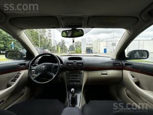 Grey Toyota Avensis 2005 in Riga, with an engine capacity of 2.00 L and mileage of 353 thousand km for 1100 €, photo 8 on AUTOMOTO.COM.LV