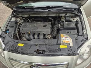 Pelēks Toyota Avensis 2005 Kaišiadorys, ar dzinēja tilpumu 1.80 L un nobraukumu 360 tūkst. km par 2000 €, foto 7 vietnē AUTOMOTO.COM.LV
